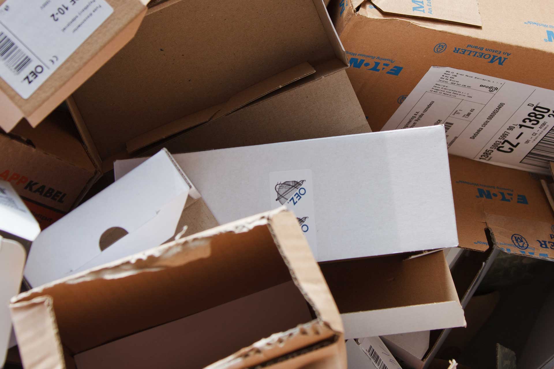 5 International Shipping Key Points for E-commerce Success - Falcon ...
